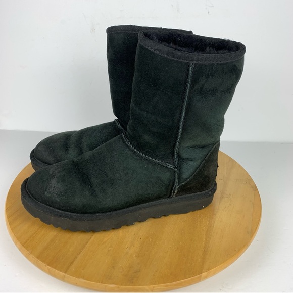 UGG | Shoes | Ugg Australia Classic Short Ii Suede Sheepskin Boots 7 Black 16223 | Poshmark